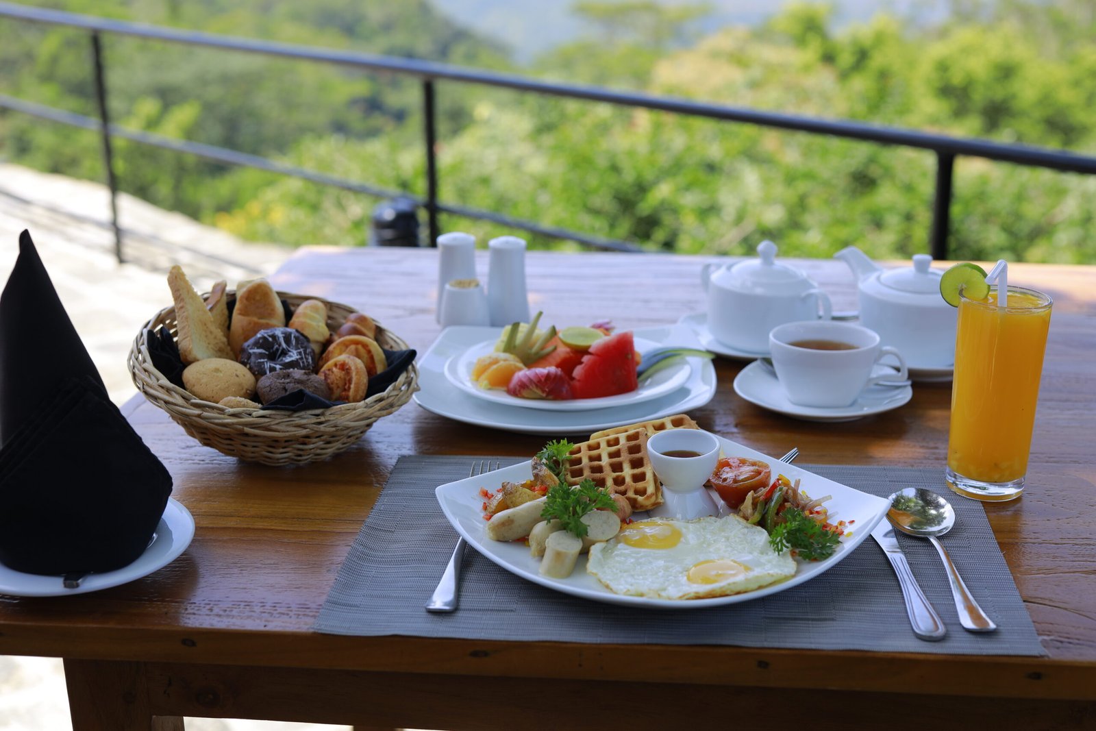 The Restaurant - Melheim Resorts